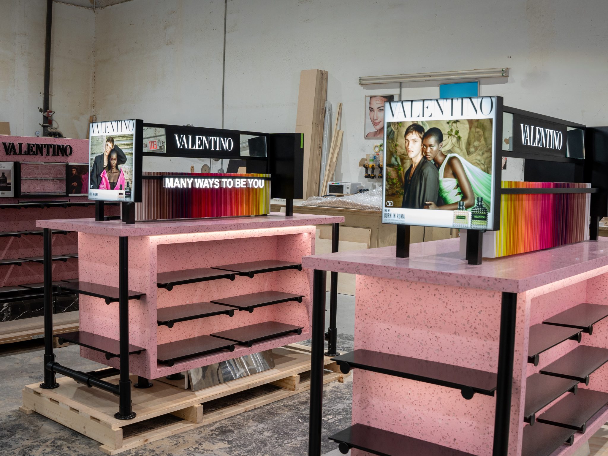 The Benefits of Custom Wood Displays for Retail EfficiencyMaximizing ...